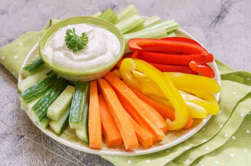 20+ Best Boat Snacks to Take On Boat for Adults