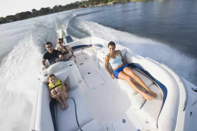 18 Homemade Boat Upholstery Plans You Can DIY Easily