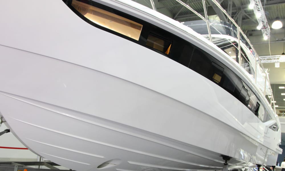 4 Simple Steps to Paint A Fiberglass Boat