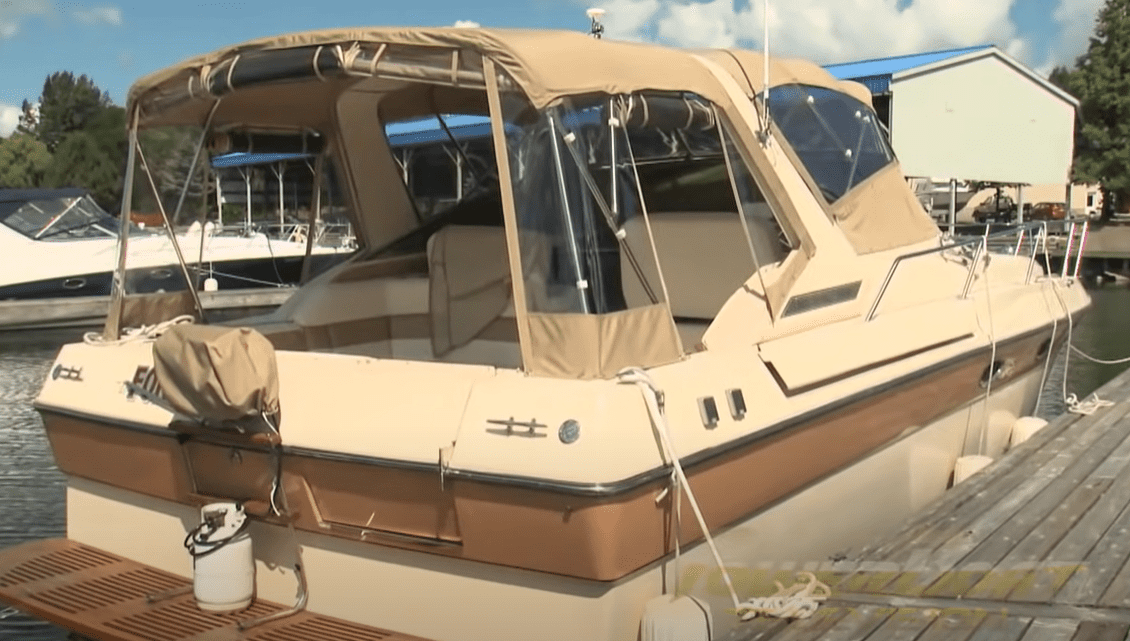 4 Simple Steps to Paint A Fiberglass Boat