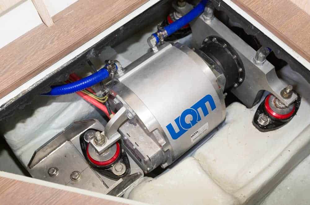 10 Tips to Choose the Right Generator for Your Boat