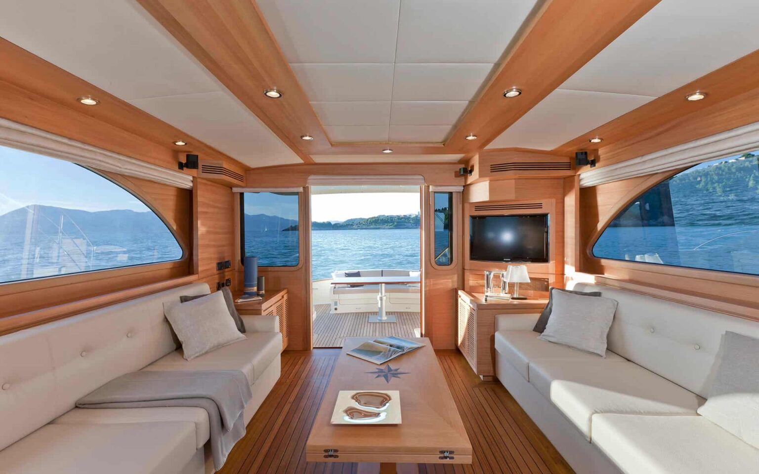 27 Boat Interior Design Ideas